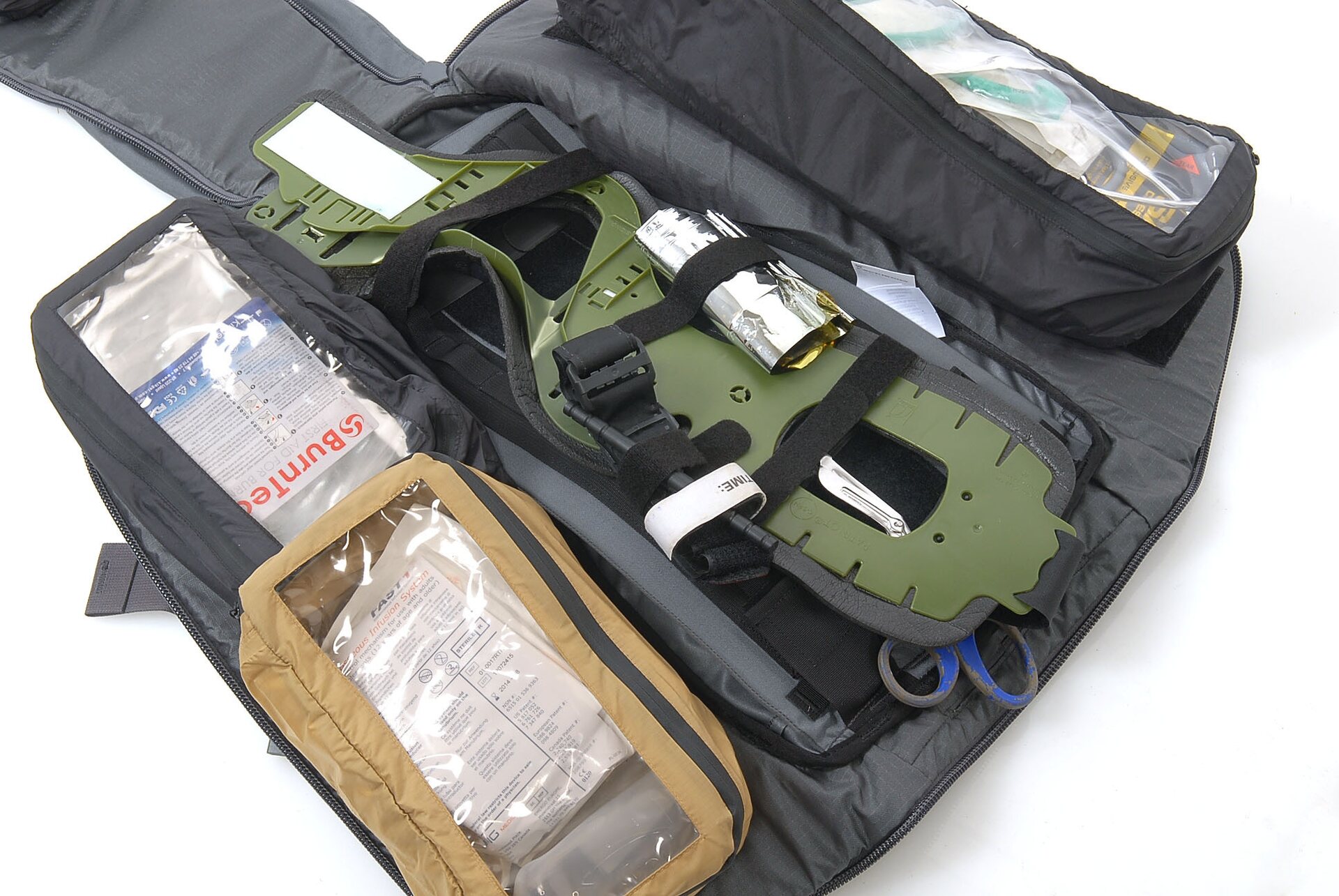 NFM Light pouch 2L with visor | Packing bags | Varuste.net English