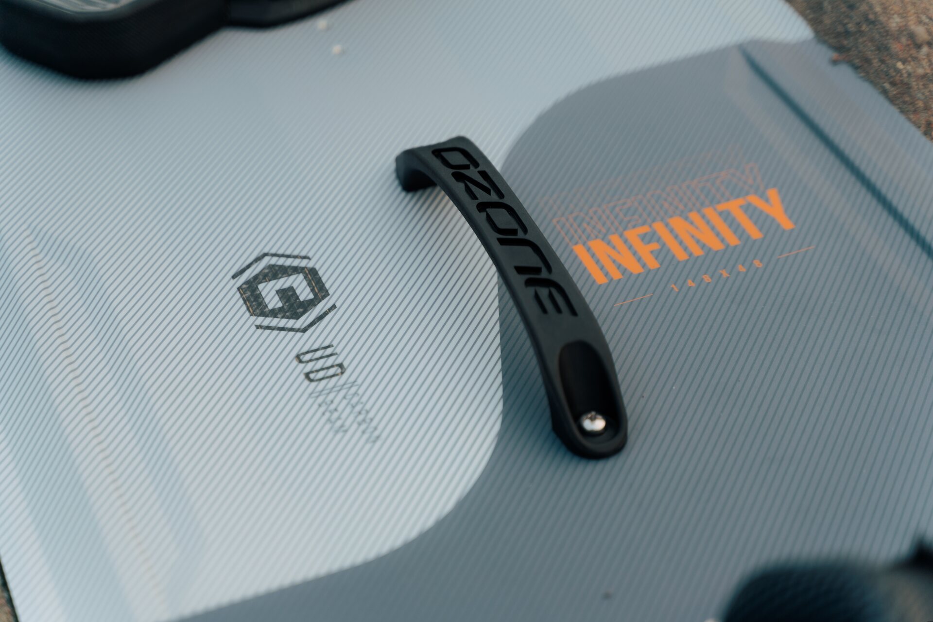 Ozone Infinity V3 Complete | Twintip kiteboards | Varuste.net English