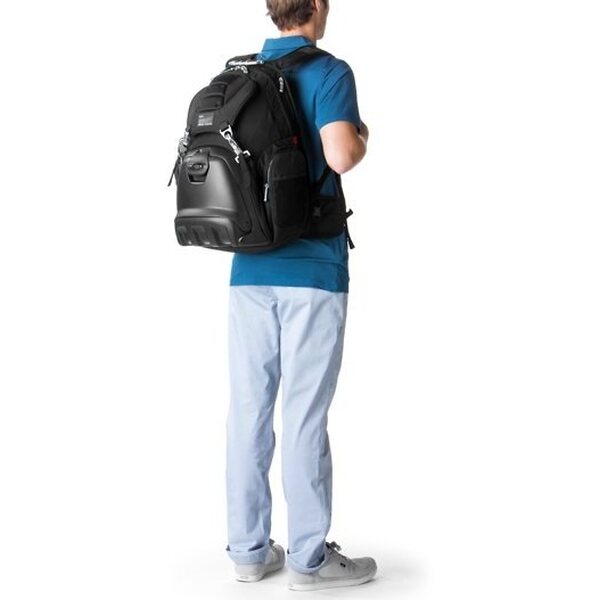 Oakley Lunch Box | Classic backpacks | Varuste.net English