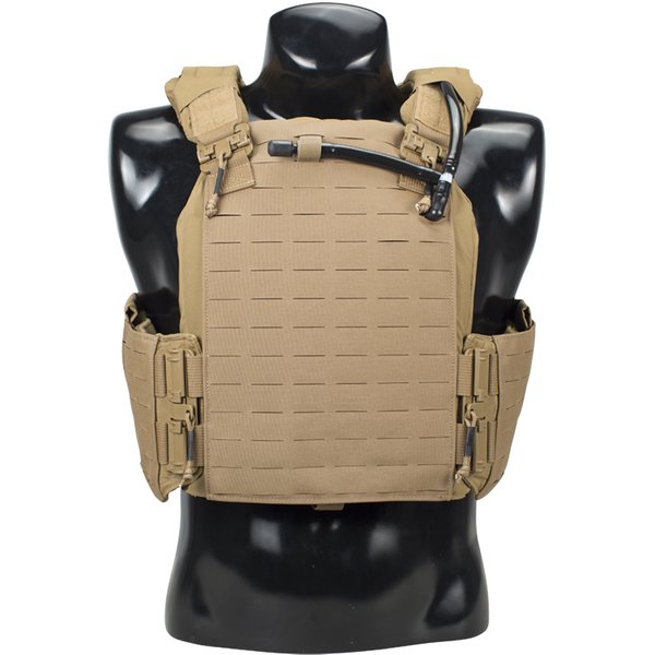 First Spear Bullfrog | Taistelu- ja suojaliivit | Varuste.net