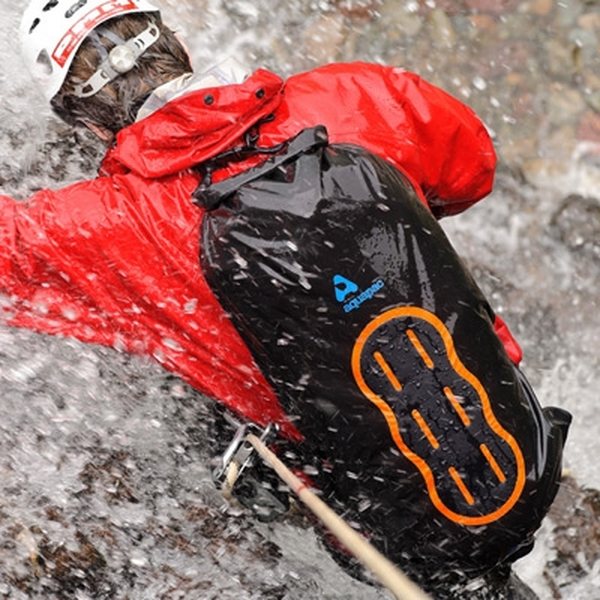 Aquapac Noatak 35L Bag (755) | 防水リュック | Varuste.net 日本語